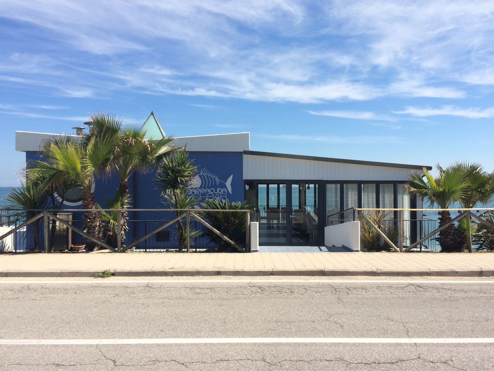 About - Barracuda FishBar